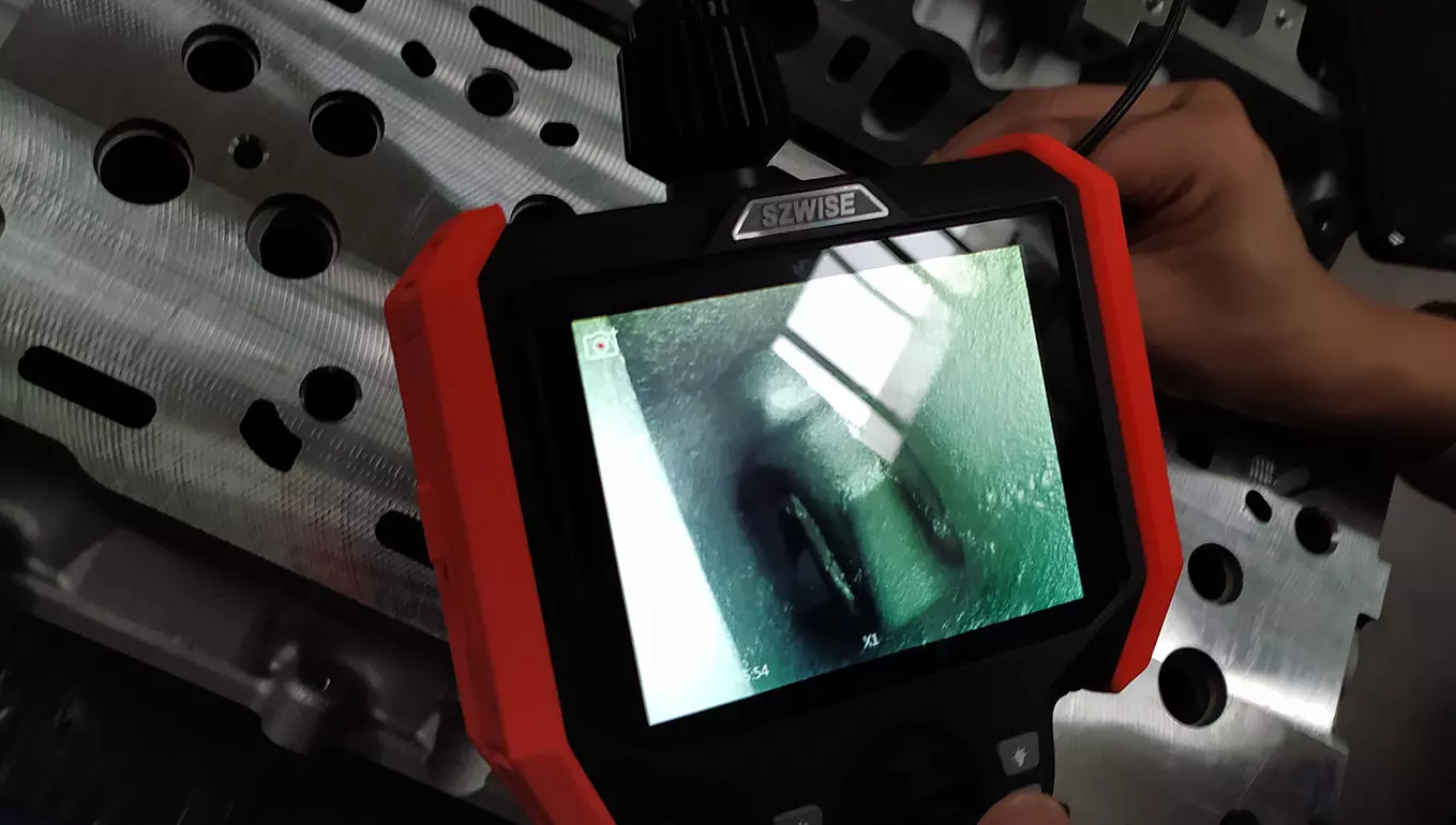 Application Cases of Industrial Endoscopy for Detecting Automotive ...